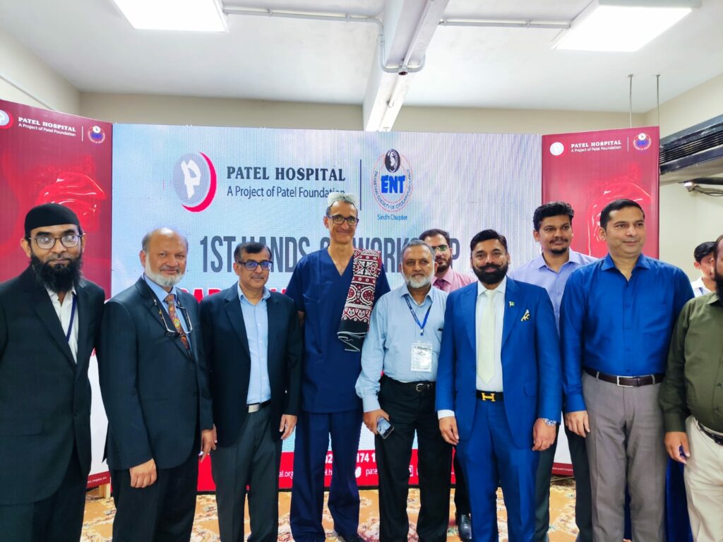 Dr. Carlos Pollán y DA VINCI, la revolución de los quirófanos | Centro ...